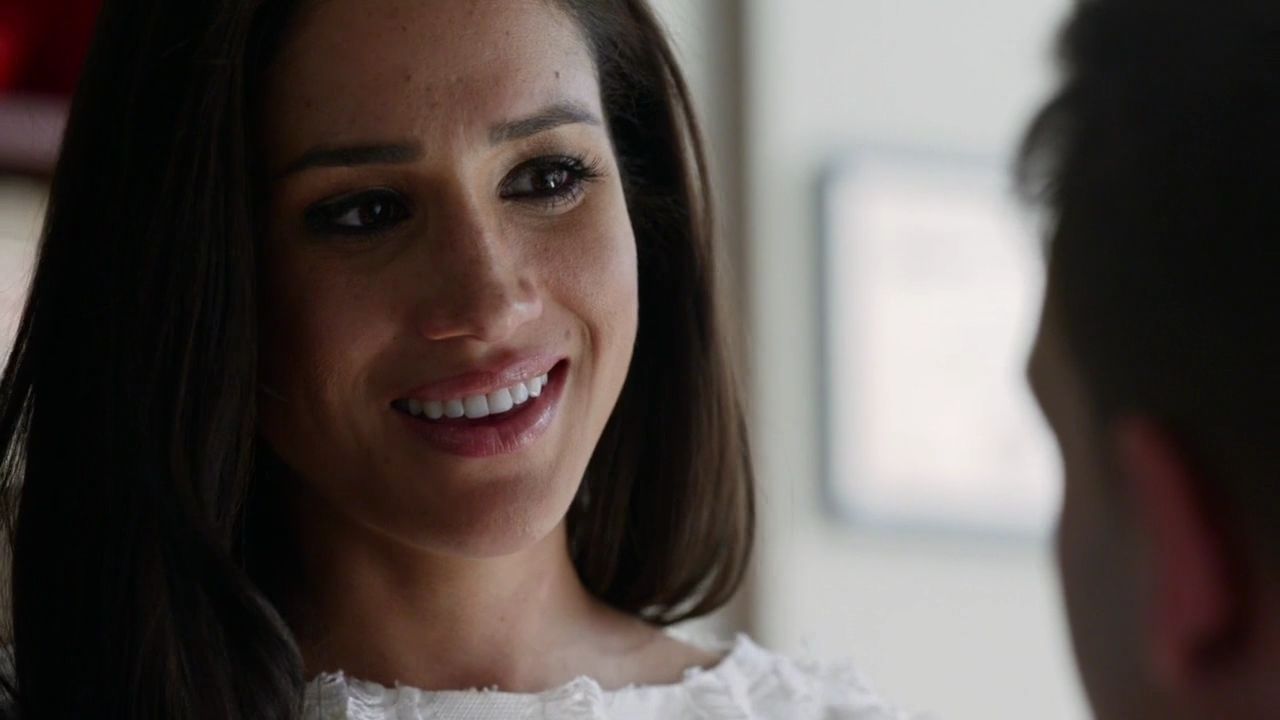 3x03 - Unfinished Business - UnfinishedBusiness-0161 - DUCHESS MEGHAN MARKLE PHOTO GALLERY